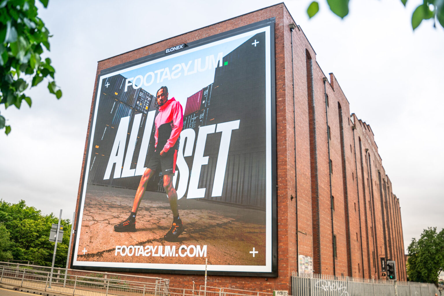 The Manchester Screen - Advertising in Manchester - Elonex Outdoor Media