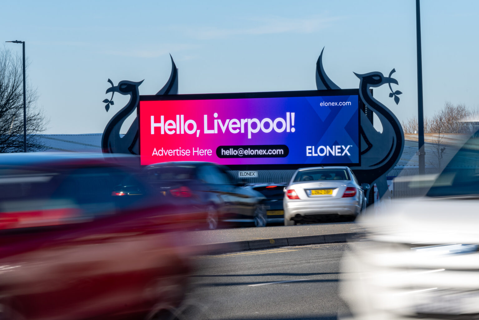 Elonex Unveils Liver Birds D96 – A Groundbreaking Digital Billboard in ...